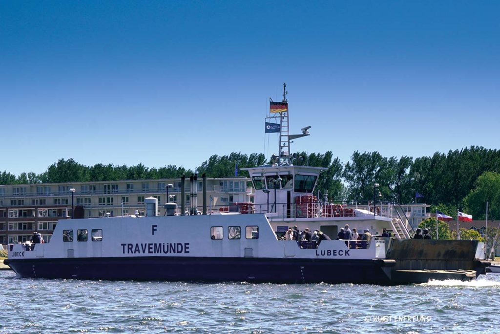 Priwall Fähre // Überfahrt, Fährtickets & Preise - KÜSTENFREUND